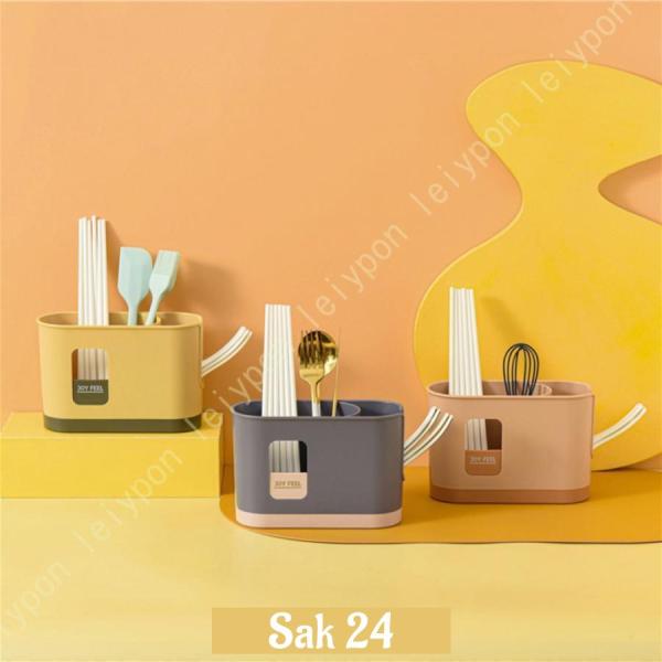 商品の説明【商品詳細】約18.5*13*8cm。A=1個入り。B=2個入り。C=3個入り。材質：PS製。注意：製品は箸立て に限り、食器は含まれていません！【現代のシンプルな水切り箸立て、分類収納】【シンプルなデザイン】お箸やフォークなどの...