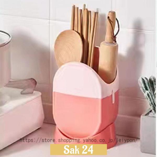 【商品仕様】オシャレな箸立て 製品：A=3個入り。材質：PPプラスチック製。注意：製品は箸置きに限り、食器は含まれていません！ 【大容量で丈夫】大容量の収納が可能な容器で、お箸だけでなくスプーンやフォーク、おたまやしゃもじなどのキッチン道具...