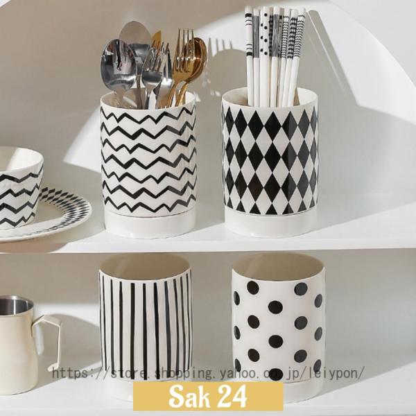 商品の説明オシャレな箸立て【製品】サイズ：A=10.5*14.6cm。材質：セラミック素材。具体的な製品とサイズは画像の説明を見てください。注意：製品は箸置きに限り、他の撮影品は含まれていません！手動測定、実際のサイズについて1-2ｃｍの誤...