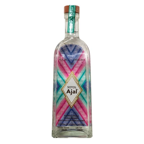 アハル ソトル 45% 750ml メキシコ・ドゥランゴから、ダシリリオン100%のソトル。 【このスピリッツとは？】 メキシコのドゥランゴ州で造られる、ダシリリオンを