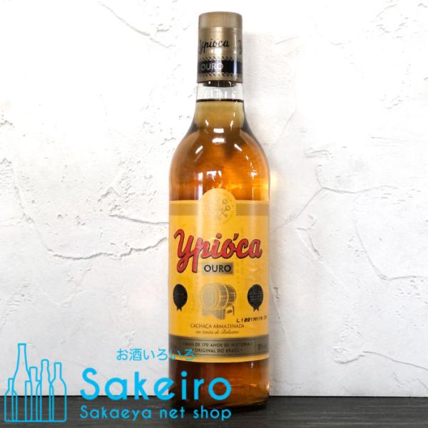 クラシック オウロは、イピオカが手がけるゴールドスタイルのカシャッサで、樽熟成によるまろやかな甘みと豊かな香りが特徴。サトウキビの自然な甘さに、バニラやキャラメル、軽いウッディさが重なり、38％の穏やかな飲み口でストレートでもカクテルでも楽...