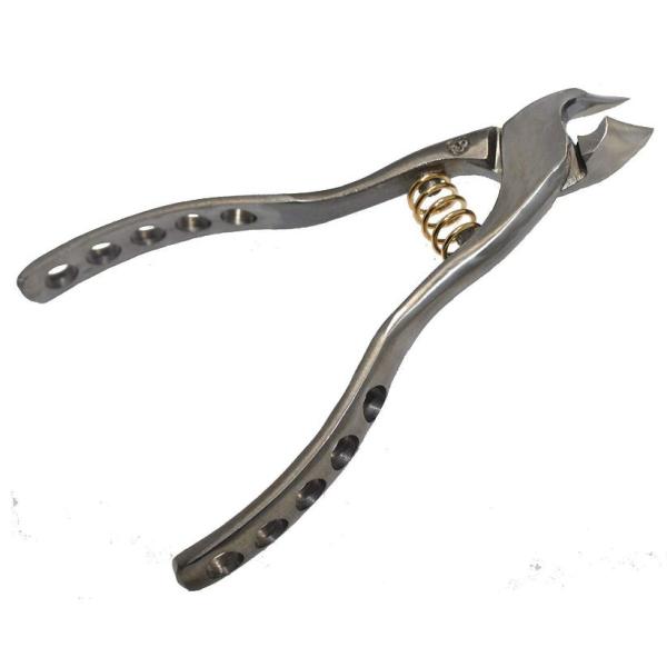 表面の色の風合いは、化学反応を利用した、一丁一丁が違う、艶やかな色の違うグラデーションに。■素材：神戸製鉄（国産鋼）の炭素鋼ハイカーボンS60C■製法：丸棒から叩き出す熱間鍛造金型による圧延※製品の均一化及び、製品強度の大幅な向上を実現■表...