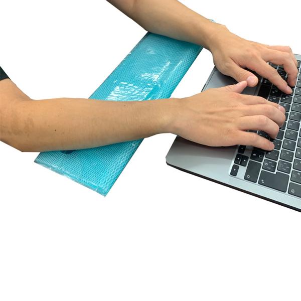 <hr>【商品情報】<br>●ジェルの偏りを軽減し、クッション性を大幅にUP！<br>●ダブルラッセルが柔らかすぎず、硬すぎない、程よいクッション性を保持します。<br><br>【...