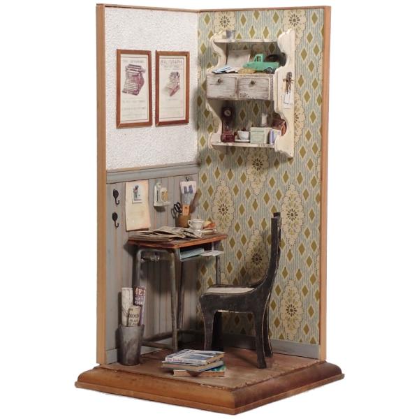 ！！！この作品を含むご注文は、お届けまで2週間程度、日数がかかります！！！Up Far Field　塗装済み完成品　1/12作品サイズ（約）：幅100 x 奥100 x 高さ200mm家具、小物類は全て接着済みです。情報編集：さかつうギャラリー