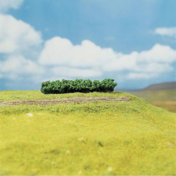 ファーラー（FALLER）社製　完成品　ノンスケール（1/160〜1/80おすすめ）棒状のスポンジのような素材です。曲げたり、カットして使用してください。内容量：100 x 15 x 10 mm　×　4本画像はメーカー提供の完成作例であり、...