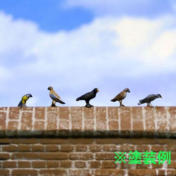 リアリティインスケール（Reality in Scale）社製　未塗装キット　1/35スケール（人の身長が約5cmサイズ）Small Birds Set 1　小鳥セット小鳥の模型5種各2個入りの10羽セットです。止まって羽を休めています。入...