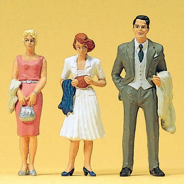 Preiser（プライザー）社製　塗装済み完成品　1/32サイズ　170cmの人間が約5.3cm 情報編集：さかつうギャラリー