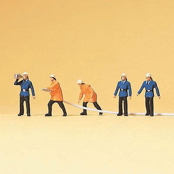 Preiser（プライザー）社製　塗装済み完成品　N（1/160）人形の身長が約1cmサイズFiremen消火活動中の消防士の人形、5体セットです。ホースで消火活動していたり、拡声器で注意を促していたりします。※生産ロットにより、カラーリン...
