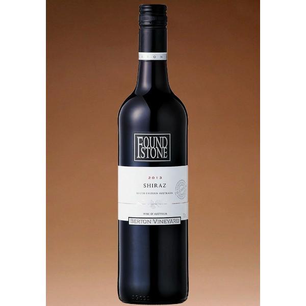 高評価ワイナリーが手掛けるコスパブランド。ブラックベリーやプラムの果実味を持ち、焼いたオーク香がほのかに漂います。スパイシーで複雑味のある深い味わいのリッチなシラーズです。 ●生産地：オーストラリア/サウスオーストラリア●葡萄品種：シラーズ...