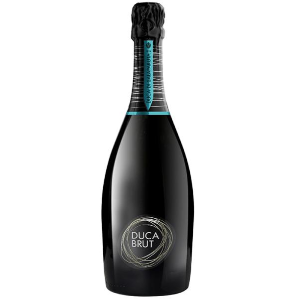 シュール・リーを施しているため独特の風味があり、バランスがとれたフレッシュでエレガントな辛口スプマンテ。長期間のシャルマー方式で造られています。フレッシュなフルーツとかすかなパンの香り、複雑でありながらバランスのとれた味わいです。●産地：イ...