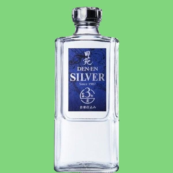 見た目どおりの透明感が、香りと味わいにも。その香りは、ほんのり優しくフローラル。その味わいは、綺麗でまろやかなだけでなく、厚みと深みを感じさせます。そして、すっきり清らかな後味。3年以上の歳月をかけて熟成させた原酒だけを使った「全量3年貯蔵...