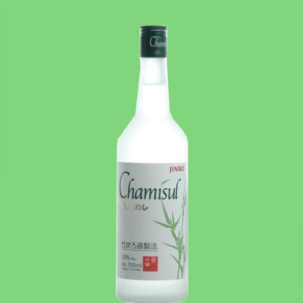 韓国から様々な国へ輸出されており、とりわけ、近年では中国、インド、ベトナムを中心としたアジア圏での人気が上昇中の韓国焼酎「ジンロ・チャミスル」ブランド。3回の竹炭ろ過によって生み出される「まろやかさ」が、ロックグラスの中で氷と混ざり合い、様...