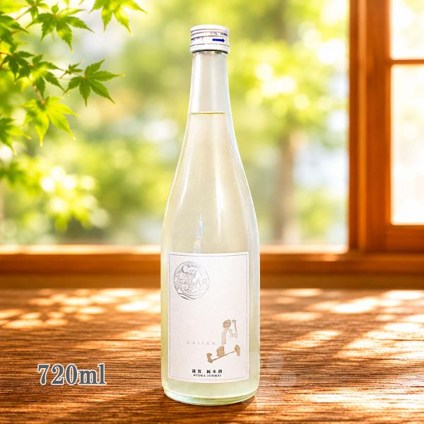 米の旨味とシャープな辛さ、爽やかな酸味がこれから暑くなる季節にぴったり。やや辛口の食中酒向きの一本。■スペック：日本酒/純米■醸造元：吉田酒造株式会社 　島根県安来市広瀬町■原材料：島根県産酒造好適米100%使用■日本酒度：非公開■酸度：非...