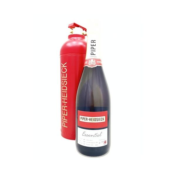 【数量限定品】CODE ROUGE(コード・ルージュ)=「歓喜の緊急出動」。メゾンが大切にしてきた遊び心や祝祭の精神を、このヴィンテージ消火器をモチーフにした、大胆なオリジナルパッケージで表現しています。中に入っているのは、パイパー・エドシ...