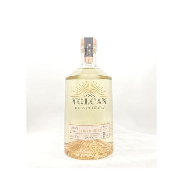 初期段階でフレンチオーク樽を使ってアネホ（１年以上）とエクストラアネホ（３年以上）が造られます。その後、使用済みのバーボン樽とコニャック樽に移してさらに熟成を進めます。使用済みの樽を使うことにより余計な色を着くことを避けつつ、液体が持つ本来...