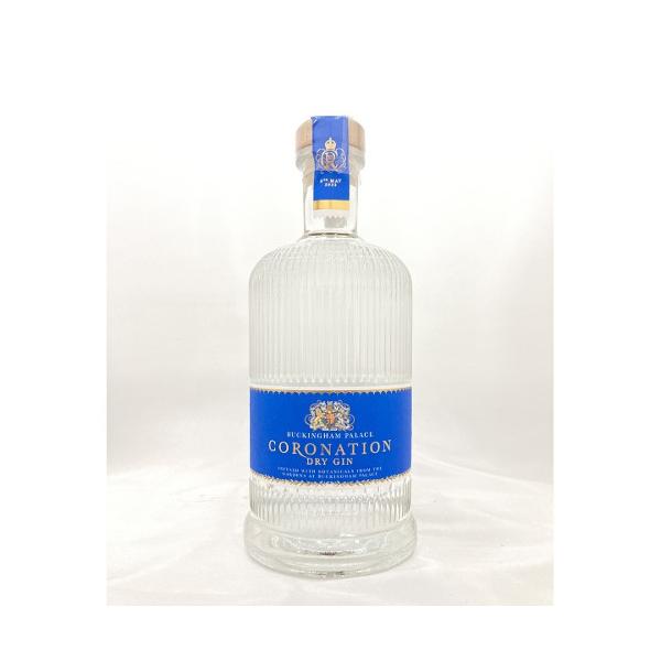 バッキンガム宮殿の庭園で手摘みされたレモンバーベナ、サンザシの実、ベイリーフマルベリーリーフなどを含む１２種類のボタニカルを使用し、スモールバッチでつくられるドライジンです。イギリス王室の故エリザベス女王（エリザベスＩＩ世）もこのジンをリリ...