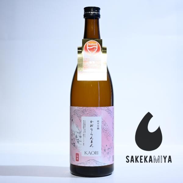 秋田・秋田銘醸が、「香り」と「味わい」の両立をテーマに醸す人気シリーズ。秋田県が誇る酒造好適米「秋田酒こまち」を55％まで磨き上げ、低温でじっくりと発酵させることで、華やかな香りを実現。「ワイングラスでおいしい日本酒アワード」と「全国燗酒コ...