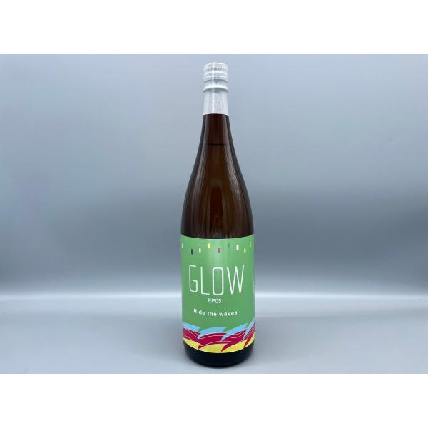 GLOW EP05-Ride the waves-酒屋が選ぶ焼酎大賞にて、2022年、2023年、2024年の芋焼酎部門大賞を受賞したGLOWシリーズの代表作。３連覇達成で「殿堂入り」となりました！焼酎ビギナーにもオススメの1本で、驚くほど...