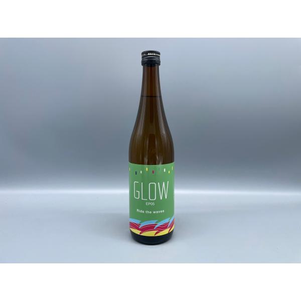 GLOW EP05-Ride the waves-酒屋が選ぶ焼酎大賞にて、2022年、2023年、2024年の芋焼酎部門大賞を受賞したGLOWシリーズの代表作。３連覇達成で「殿堂入り」となりました！焼酎ビギナーにもオススメの1本で、驚くほど...
