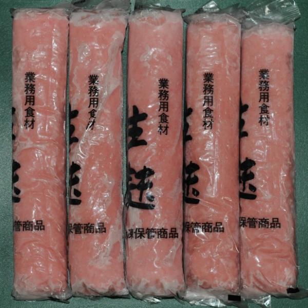 《商品説明》麩の味と道明寺米の味との食感が楽しめます。大正10年の創業から長年に渡って研究し、グルテンの分量を増やして日々の湿度や気温などを考慮することによって、弾力性が高いだけではなく、歯切れの良い生麩づくりを行う事が可能になりました。ま...