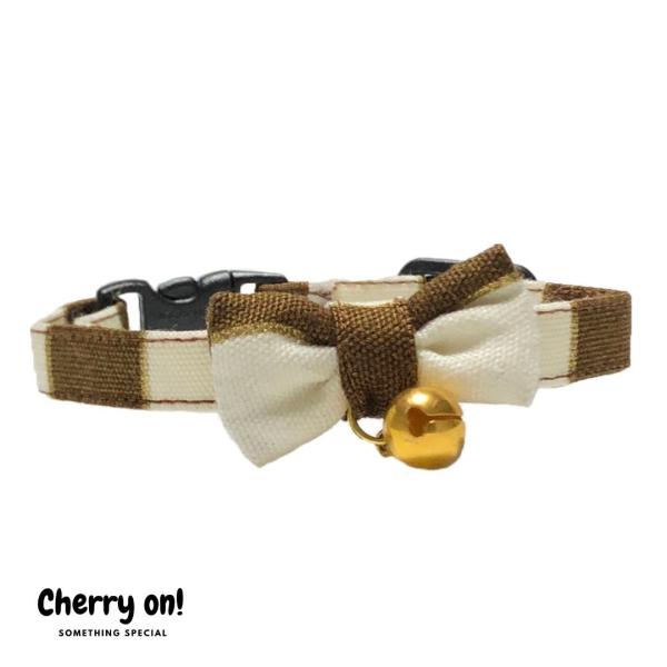 猫ちゃん(子猫含む)・小型犬ちゃん（子犬や超小型犬含む)用の首輪です。安全バックル（セーフティバックル）を採用。万が一首輪に強い引っ張る力が加わると外れるので不在中や目の届かない場所での首の骨折や窒息などを防ぐことができます。アジャスターで...