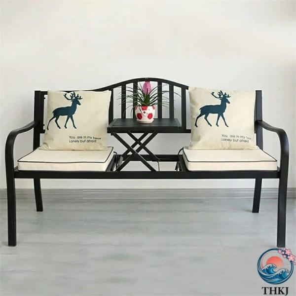 ベランダやお庭の憩の空間にピッタリなベンチです。座面はゆるやかなカーブを施し、細部にまでこだわったガーデンベンチです。ほっと一息つける陽の当たるくつろぎの空間がお家の中につくれます。 ?特徴： 1.公園のベンチは掃除が簡単で、滑らかで磨かれ...