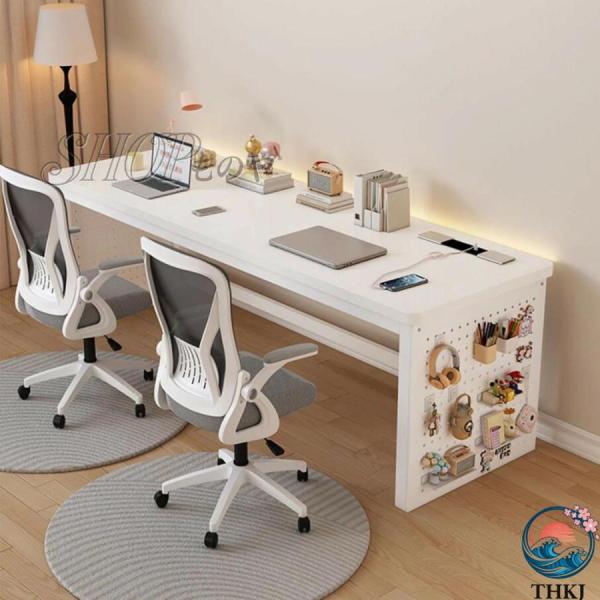 ? 【デスクトップデザイン】：横幅100/120/140/160/180cmは、仕事やゲームも快適に行えるサイズです。学習テーブルはデスクトップ構造を採用しており、キーボード、本、文房具、その他のアイテムを保管するための追加の収納スペースを...