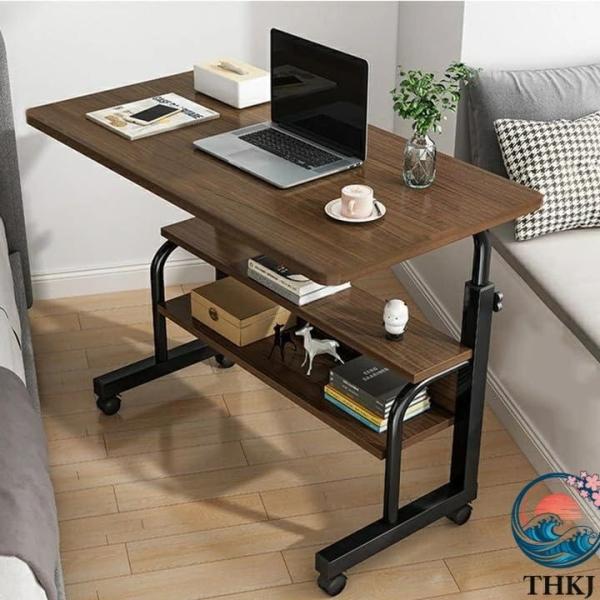 【調節可能な高さのパソコンデスク】このテーブルのトップボードのサイズは40 x 80 cmに達しています。ノートパソコン、マウス、コップ、ノートパソコン、本などを同時に収納することもできます。テーブルは高さ65 cm?85 cmセンチを調節...