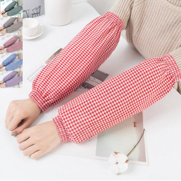 シンプル アームカバー大人可愛い小さめギンガムが愛らしく両端はシャーリング仕様。ご自宅 職場や学校でもアームカバーをすれば<br>大切な衣服の汚れを防ぐことができます。キッチン、バイト先、バーベキュ、ガーデニングなど<br...
