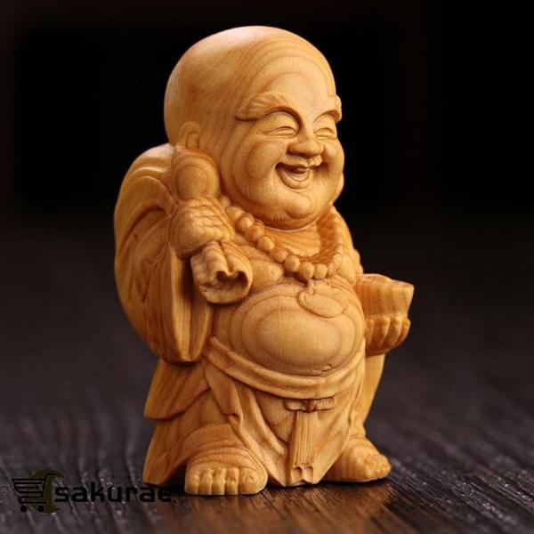 【製品材質】ツゲ（別名：イヌゴマ）/ 製品サイズ：高さ：6cm 幅：4cm 奥行：3cm。 / 手作業で測ったので少しの誤差が有ります（0.5cm以内）。布袋は家庭円満・開運の神として七福神の一つに数えられ、広く民間に信仰されています。【五...