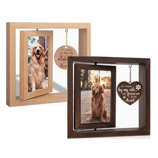 ハートチャームがとってもキュート☆ ナチュラルな木目がお洒落な卓上用のフォトフレームです。 写真部分は360度回転するデザインで表裏と2枚入れられます♪ 亡くなった最愛のペットを永遠に思い出し、大切にするために天然木で作られた貴重なアイテム...