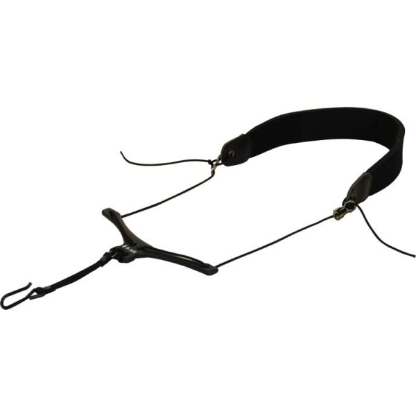 伸縮タイプのパッドでフレキシブルな演奏性を実現。2段階調整機能で最適なポジション調節が可能に。クラリネット専用V型プレートで首元の圧迫を防ぐ。細部にわたって徹底的に使いやすさを追求。