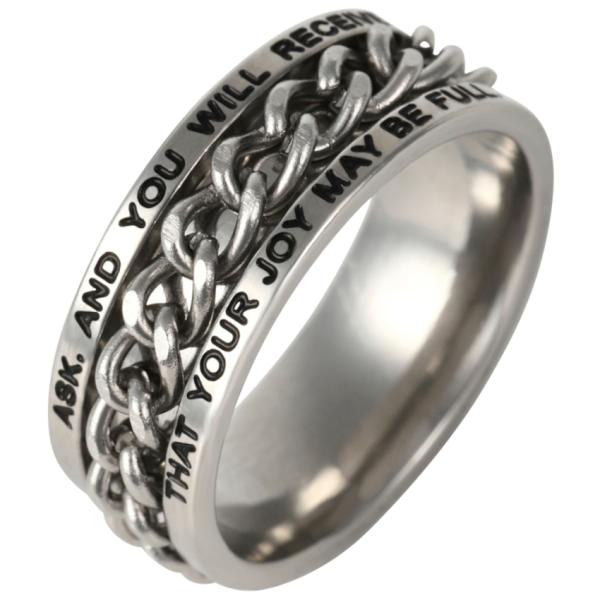 特徴的な喜平チェーンが真ん中に飾られたメンズリングです。上下にはメッセージが刻印されており、個性的なアクセサリーとしておしゃれ度を引き立てます。ステンレス製なので、耐久性にも優れており、長く愛用することができます。幅広いスタイルにマッチし、...