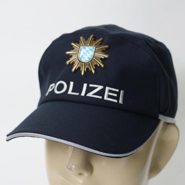 《納品用・未使用品》　ドイツ警察の戦闘服系のユニフォームとともに着用されるキャップ。こちらはバイエルン州の紋章が入った金属バッチ付きです。Made in Germanyで、警察での激しい使用に耐えられるよう、型はソフトながらもしっかりとした...