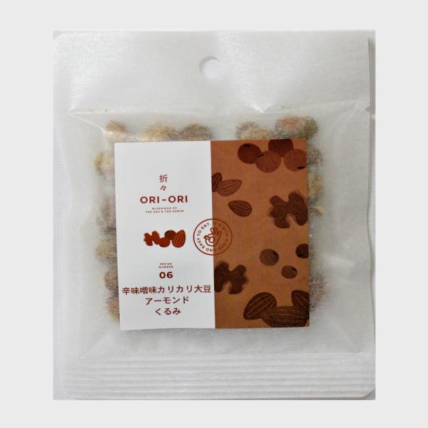 ■辛味噌味 カリカリ大豆 アーモンド くるみ 20g賞味期限：120日原材料表示：大豆加工品（大豆（北海道産）、甜菜糖、寒梅粉、味噌、水飴、唐辛子、醤油）、ローストアーモンド、ローストクルミ（一部の小麦・大豆・アーモンド・くるみを含む）栄養...