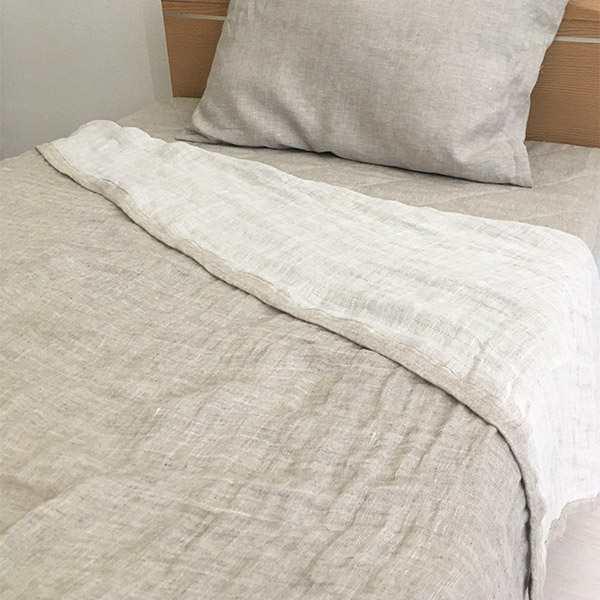 リネンヘンプのさらっと爽やかな使い心地の国産ガーゼケットリネンのなめらかな肌ざわりと吸湿・放湿性にすぐれ、抗菌性もあるヘンプの良いところを組み合わせた、さらっと爽やかな使い心地の国産ガーゼケット。洗えば洗うほど、よりふわふわとしたやさしい肌...