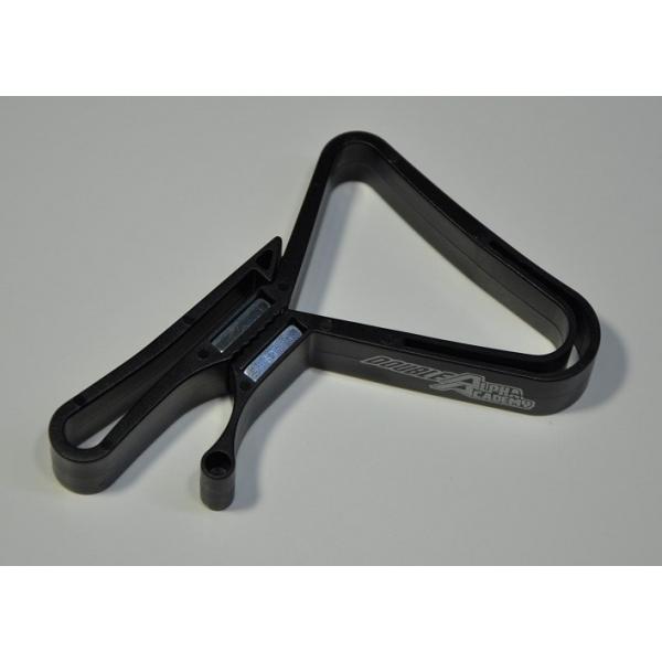 本来はイヤマフ用フックですがガスレギュレーター用のホース掛けにいかがでしょうか<br>マグネット式で不用意に開きにくい構造です