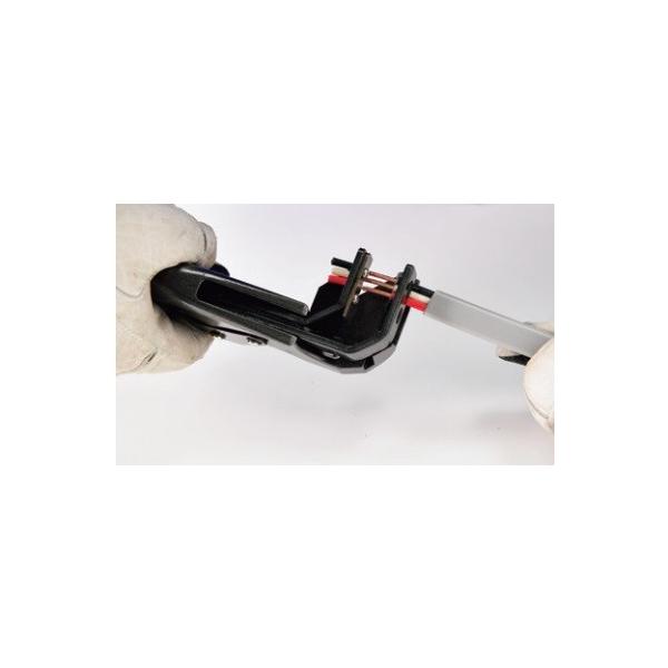 ■ＴＡＳＣＯ　製品　　ＶＡ線ストリッパー用替刃のみ■ＴＡ８５２ＤＶ−１０（ＴＡ８５２ＤＶ用の替刃です）■ＶＡ線ケーブルの切断・加工に最適です■商品本体　TA852DV も販売しております■1.6mm / 2.0mm　２芯・３芯に対応■信頼の...