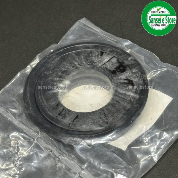 コバシ純正部品コード：9350010品名：ジクツキシール（DR41DF)規格：QLF35/72/13/20■適合機種ディスクローターDS427（機番63611028〜）DS627（機番63611028〜）※1個単位での販売になりますので必要...