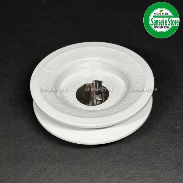 安心のメーカー純正部品モーター用プーリー50hzから60hz変更の時に使用します【サイズ】外径：100mm内径：28mm　※画像にてご確認ください【適合機種】サタケ　ネオライスマスターTRZ300NRZ350NPS350等※必ず軸径をご確認...