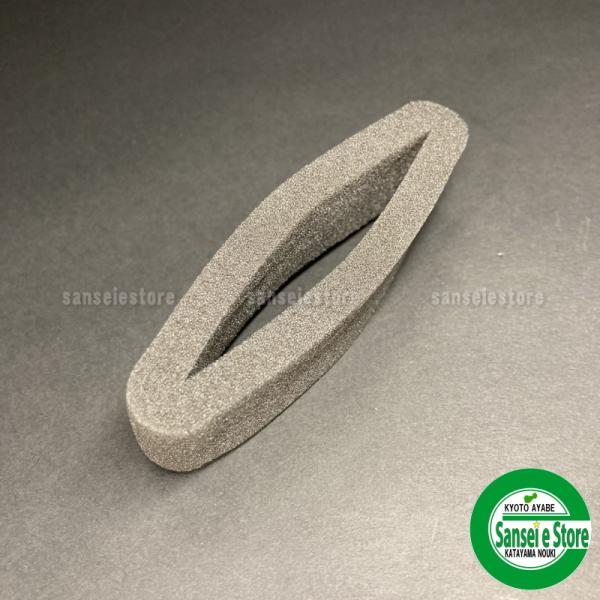 スポンジ　エアーエレメントです。２サイクル三菱エンジンのエアークリーナーに使用されているスポンジです。■サイズ画像にてご確認下さい※画像はイメージです■適合機種三菱エンジンTBE24　TBE27TL52等※搭載機種により異なる場合がございま...