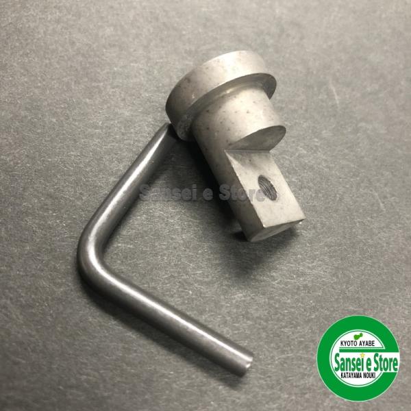 消耗品になりますので摩耗変形の場合はお早めの交換をオススメします。取り付け可能かどうか画像+型式にてご判断下さい。メーカー在庫切れの場合は連絡させていただきます。【適合機種】●クボタGC-K402●ゼノアZGC-402●丸山製作所MGC-S...