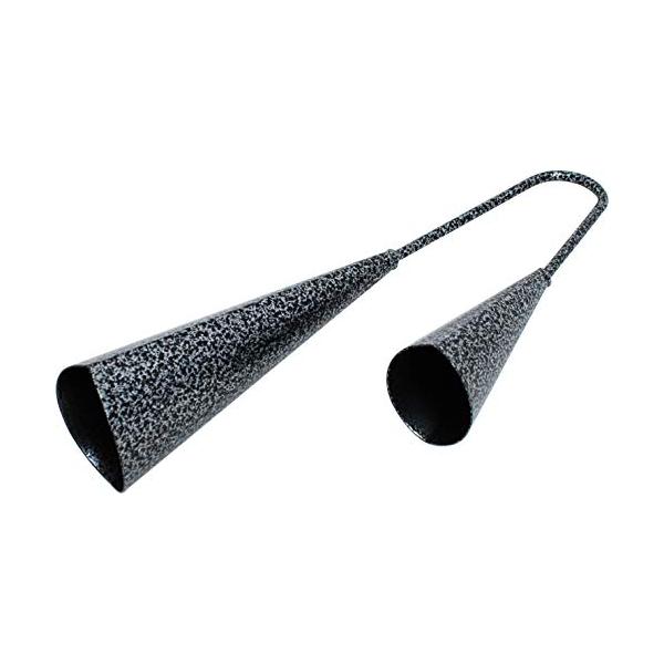・  AGG-01・ラテン系・サンバ音楽の定番楽器アゴゴ・甲高く澄んだ音色が特徴です・材質:Special Steel Alloy・本体重量:約230g / 全長:約30cm・側の意匠変更により、予告なく外観上のデザイン・カラー等が変わる場...