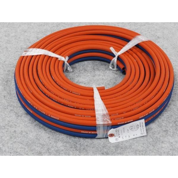 ツインホース（酸素ホース+アセチレンホース)ホース表示：OXY-1、ACE-1カラー：青、赤呼称8-8酸素ホース：内径8.0mm 外径15.0mmアセチレンホース：内径8.0mm 外径15.0mm補強層　2S最高使用圧力：2.0MPa概略質...