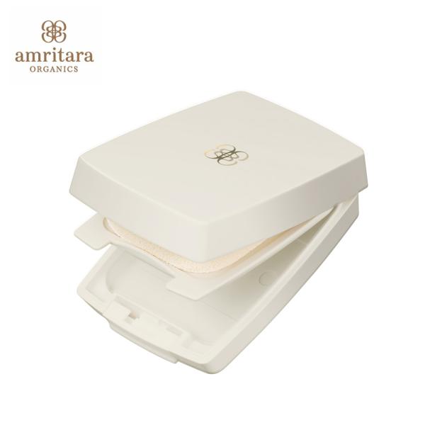 コンパクトで可愛らしいデザインの専用コンパクトケースアメージングオーガニックファンデーション 専用コンパクトケースです。コンパクトでポーチにもすっぽり入り、可愛らしいデザインで持ち歩くのも楽しくなりそう。柔らかくて使い心地の良い専用パフ付き...