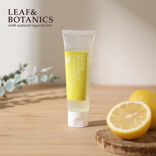 【春夏限定】夏はベタつかないハンドケアを。ひんやりうるおう、レモンジェル。商品名：ハンドガードジェル レモン内容量：50g原産国：日本製造販売元：松山油脂株式会社区分：化粧品広告文責：(株)エル・ローズ　TEL 0120-291-410