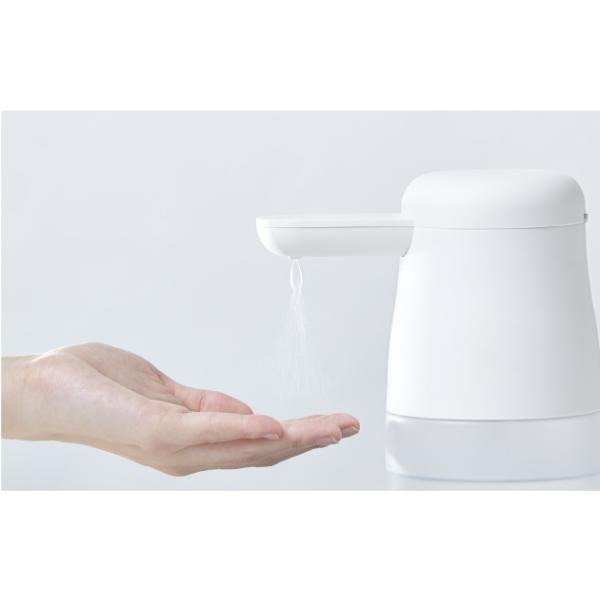 ■自動噴射でシュッと消毒、手をかざすとセンサーが感知して消毒液が噴射するので本体に触れることなく清潔に消毒することができます。■市販の消毒液が利用可能、専用液ではなく、手に入りやすい市販の液体アルコールタイプの消毒液が利用できます。■小さい...