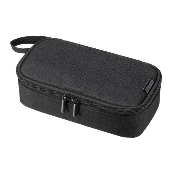 品番：IN-AD12BKここがポイント！・モバイルバッテリーや充電器を整理収納可能・収納物が一目で確認できるフルオープンタイプ・開け閉めしやすいダブルファスナー採用・カバンの隙間にちょうど良いコンパクトサイズ・旅行や出張、通勤に便利な小物収...