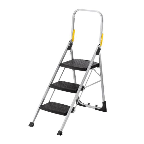 品番：STL-3高いところに手が届く、簡単に設置できる3段脚立！大きめのステップで安全に昇り降り。折りたたんで収納、移動可。合計5,000円以上お買い上げで送料無料(一部商品・地域除く）！関連キーワード：サンワサプライ サンワダイレクト 売...