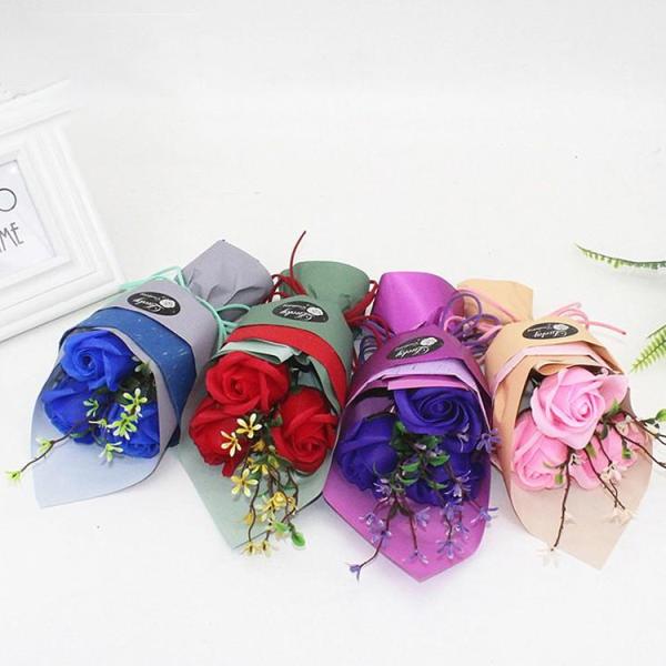 ■ 品名:ブーケ（造花）   ■ 素材:soap sheet■ カラー：全4色■ サイズ：全長25cm、幅10cm■ 内容：1本*3sanwafashionの人気検索ワード： ウエディングブーケ 安い 結婚式 花嫁 ブーケ ローズ 造花 花...